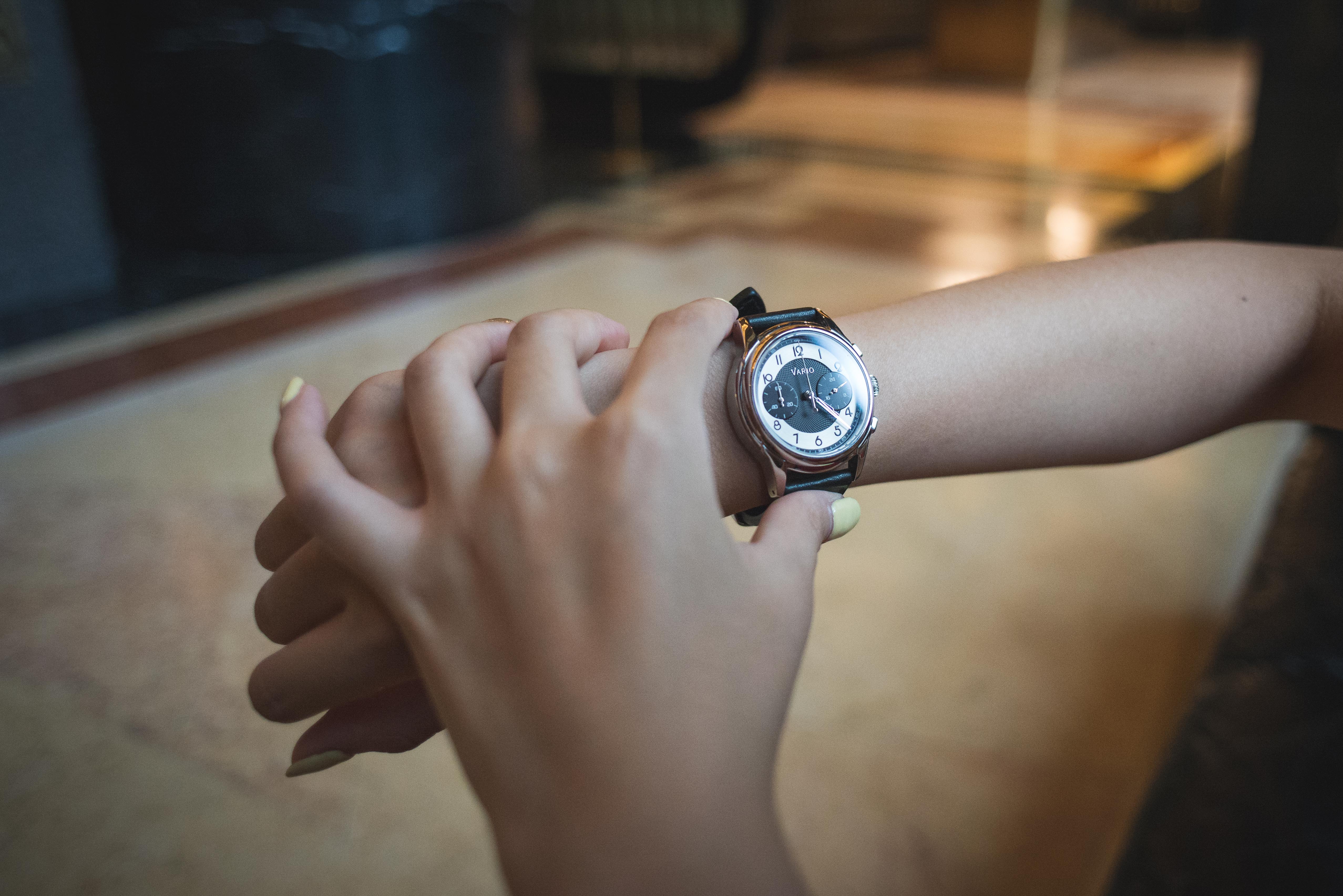 The Empire Strikes Back! – Vario Empire Chronograph Review – affordsometime